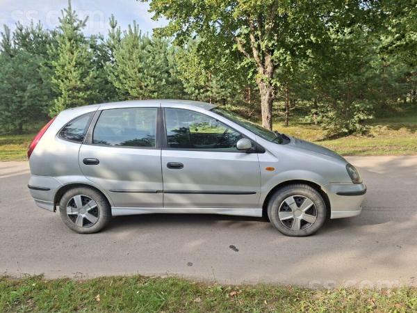 Pelēks Nissan Almera Tino 2002 Daugavpils, ar dzinēja tilpumu 2.20 L un nobraukumu 139 tūkst. km par 1450 €, foto 3 vietnē AUTOMOTO.COM.LV