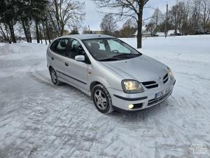 Pelēks Nissan Almera Tino 2003 Radviliškis, ar dzinēja tilpumu 2.20 L un nobraukumu 276 tūkst. km par 995 €, foto 2 vietnē AUTOMOTO.COM.LV
