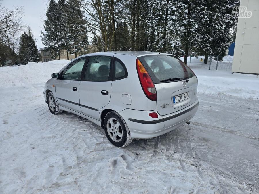 Pelēks Nissan Almera Tino 2003 Radviliškis, ar dzinēja tilpumu 2.20 L un nobraukumu 276 tūkst. km par 995 €, foto 3 vietnē AUTOMOTO.COM.LV