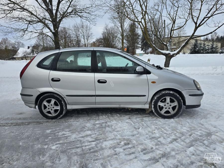 Pelēks Nissan Almera Tino 2003 Radviliškis, ar dzinēja tilpumu 2.20 L un nobraukumu 276 tūkst. km par 995 €, foto 11 vietnē AUTOMOTO.COM.LV
