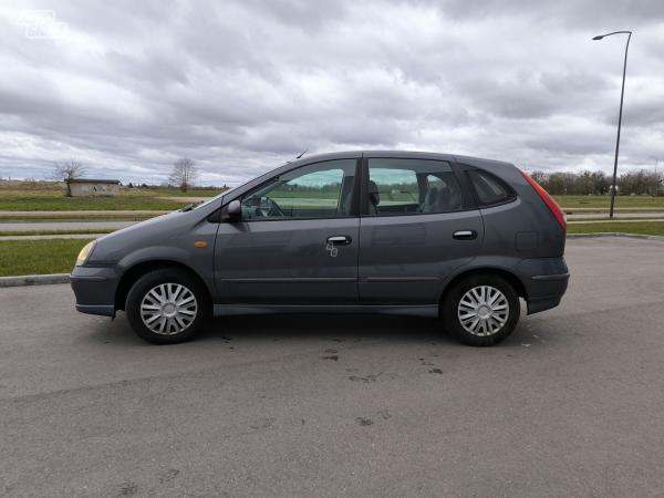 Pelēks Nissan Almera Tino 2003 Kauņa, ar dzinēja tilpumu 1.80 L un nobraukumu 245 tūkst. km par 550 €, foto 2 vietnē AUTOMOTO.COM.LV