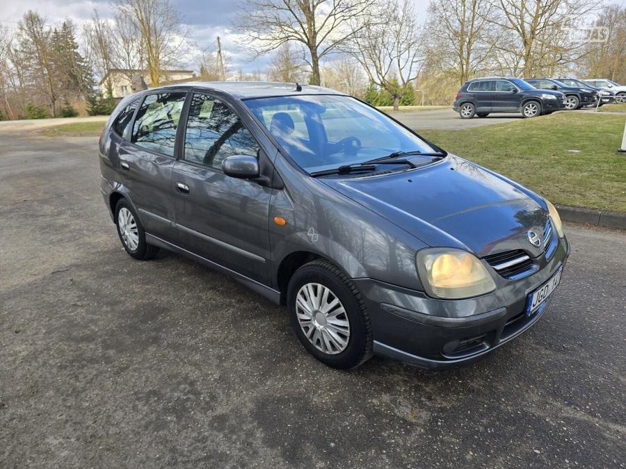 Grey Nissan Almera Tino 2003 in Radviliskis, with an engine capacity of 1.80 L and mileage of 246 thousand km for 1390 €, photo 3 on AUTOMOTO.COM.LV