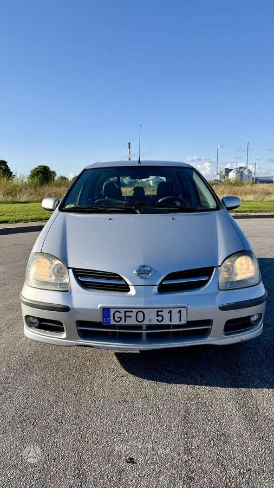 Pelēks Nissan Almera Tino 2003 Klaipėda, ar dzinēja tilpumu 2.18 L un nobraukumu 278 tūkst. km par 1500 €, foto 9 vietnē AUTOMOTO.COM.LV