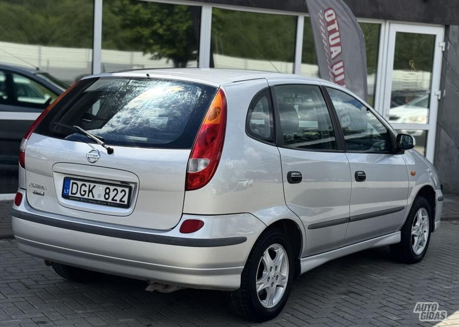 Grey Nissan Almera Tino 2004 in Radviliskis, with an engine capacity of 1.80 L and mileage of 154 thousand km for 995 €, photo 10 on AUTOMOTO.COM.LV