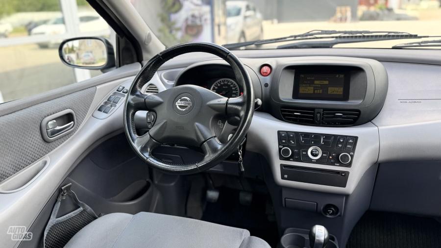 Grey Nissan Almera Tino 2004 in Radviliskis, with an engine capacity of 1.80 L and mileage of 154 thousand km for 995 €, photo 15 on AUTOMOTO.COM.LV