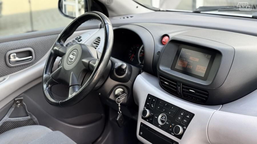 Grey Nissan Almera Tino 2004 in Radviliskis, with an engine capacity of 1.80 L and mileage of 154 thousand km for 995 €, photo 16 on AUTOMOTO.COM.LV