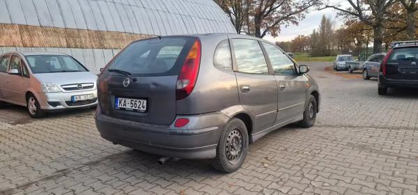 Grey Nissan Almera Tino 2004 in Valmiera, with an engine capacity of 2.20 L and mileage of 337 thousand km for 850 €, photo 3 on AUTOMOTO.COM.LV