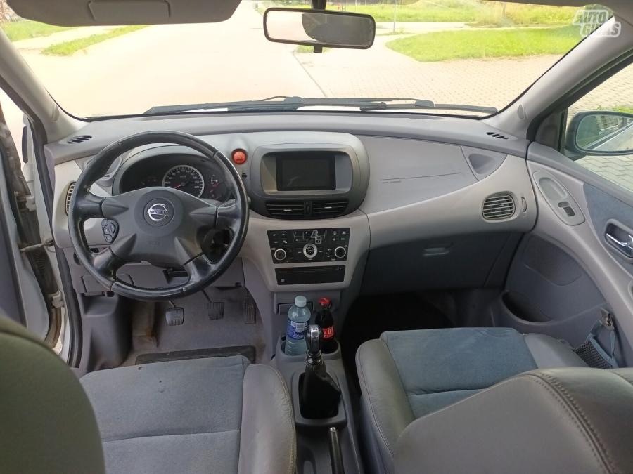 Pelēks Nissan Almera Tino 2004 Klaipėda, ar dzinēja tilpumu 2.20 L un nobraukumu 230 tūkst. km par 750 €, foto 8 vietnē AUTOMOTO.COM.LV