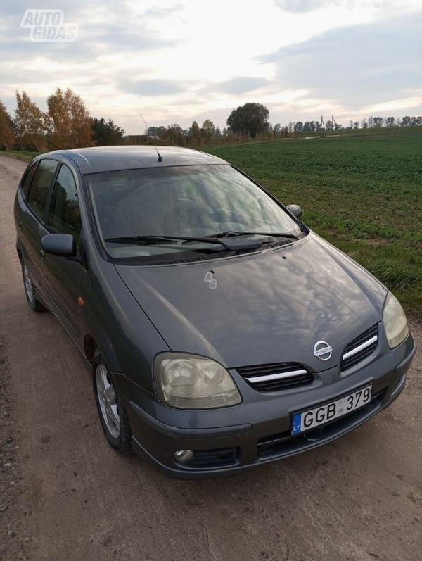 Pelēks Nissan Almera Tino 2004 Klaipėda, ar dzinēja tilpumu 2.20 L un nobraukumu 271 tūkst. km par 1250 €, foto 5 vietnē AUTOMOTO.COM.LV