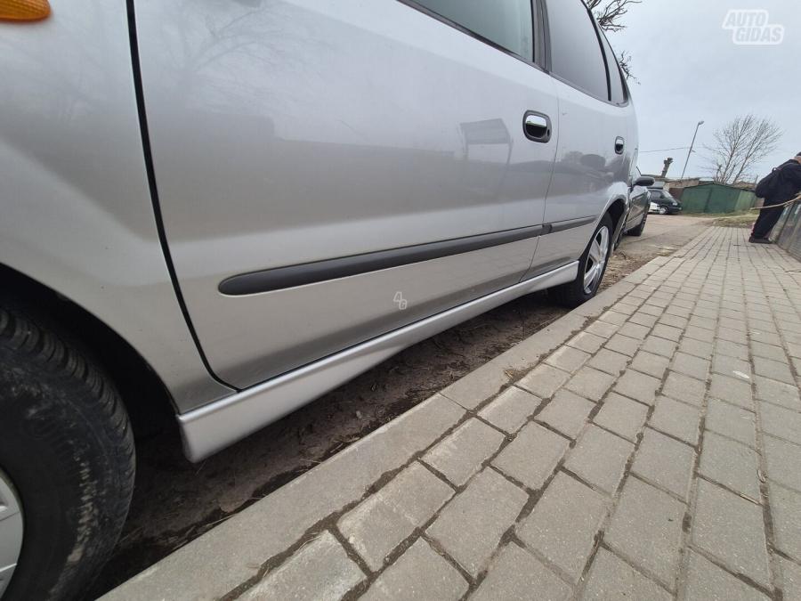 Grey Nissan Almera Tino 2005 in Klaipeda, with an engine capacity of 2.20 L and mileage of 253 thousand km for 650 €, photo 23 on AUTOMOTO.COM.LV