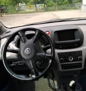 Grey Nissan Almera Tino 2005 in Vilnius, with an engine capacity of 1.80 L and mileage of 278 thousand km for 650 €, photo 5 on AUTOMOTO.COM.LV