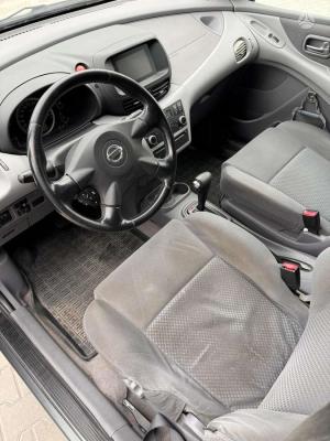 Pelēks Nissan Almera Tino 2005 Klaipėda, ar dzinēja tilpumu 1.77 L un nobraukumu 289 tūkst. km par 1500 €, foto 3 vietnē AUTOMOTO.COM.LV