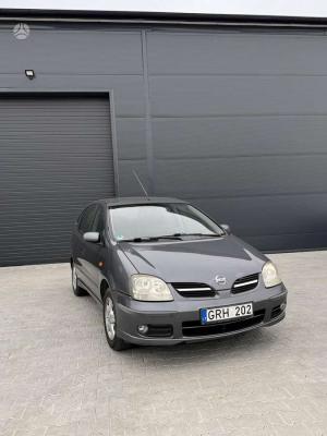 Pelēks Nissan Almera Tino 2005 Klaipėda, ar dzinēja tilpumu 1.77 L un nobraukumu 289 tūkst. km par 1500 €, foto 13 vietnē AUTOMOTO.COM.LV