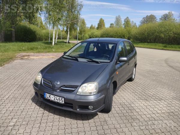 Pelēks Nissan Almera Tino 2004 Ventspils, ar dzinēja tilpumu 2.20 L un nobraukumu 293 tūkst. km par 800 €, foto 4 vietnē AUTOMOTO.COM.LV