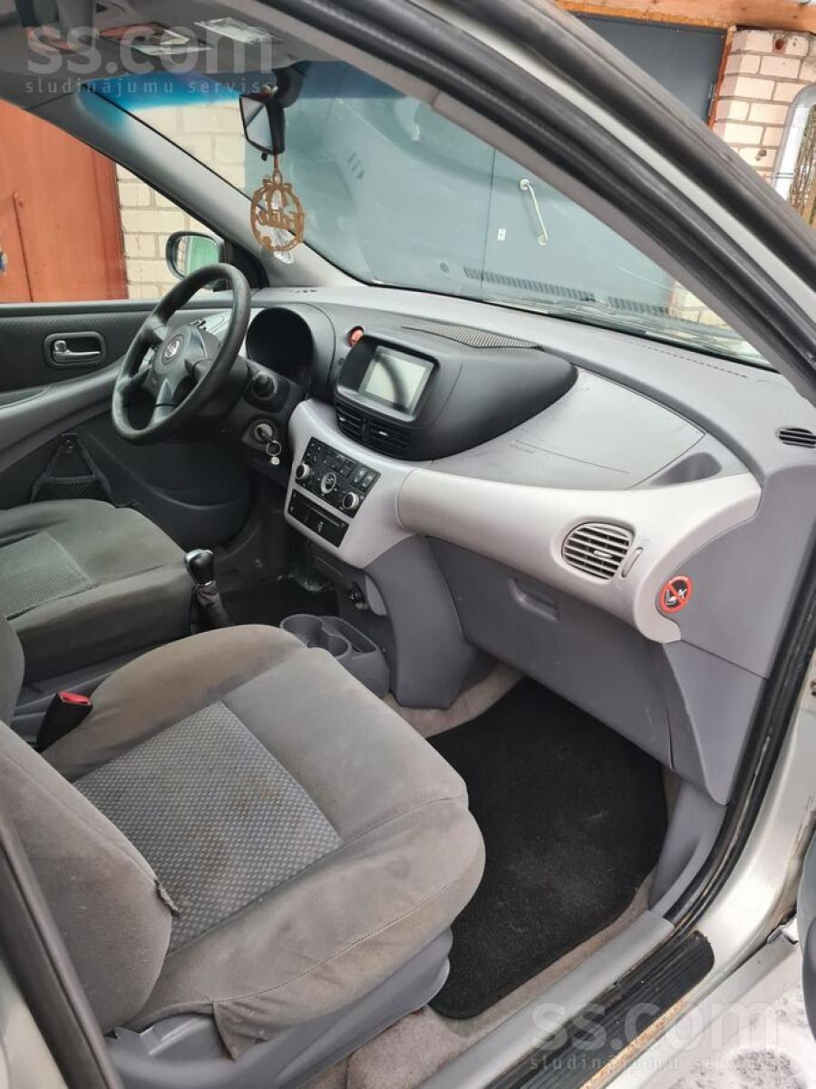 Nissan Almera Tino 2003 Rīga, ar dzinēja tilpumu 2.20 L un nobraukumu 345 tūkst. km par 600 €, foto 4 vietnē AUTOMOTO.COM.LV