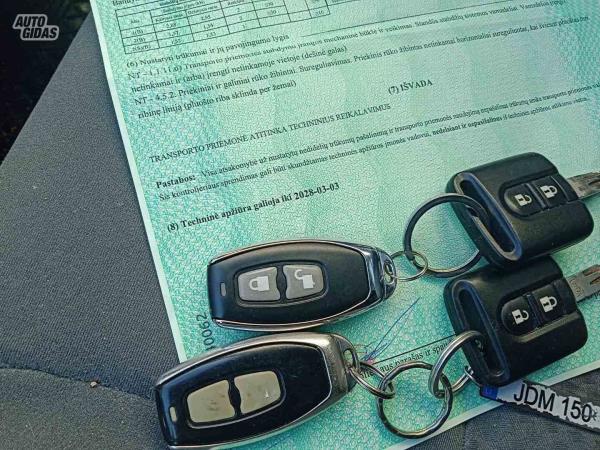 Ниссан Альмера Тино 2004 в Ионава на AUTOMOTO.COM.LV Ниссан Альмера Тино 2004 в Ионава, объемом двигателя 2.20 л и пробегом 270 тыс. км за 1000 €, фото 8 на AUTOMOTO.COM.LV