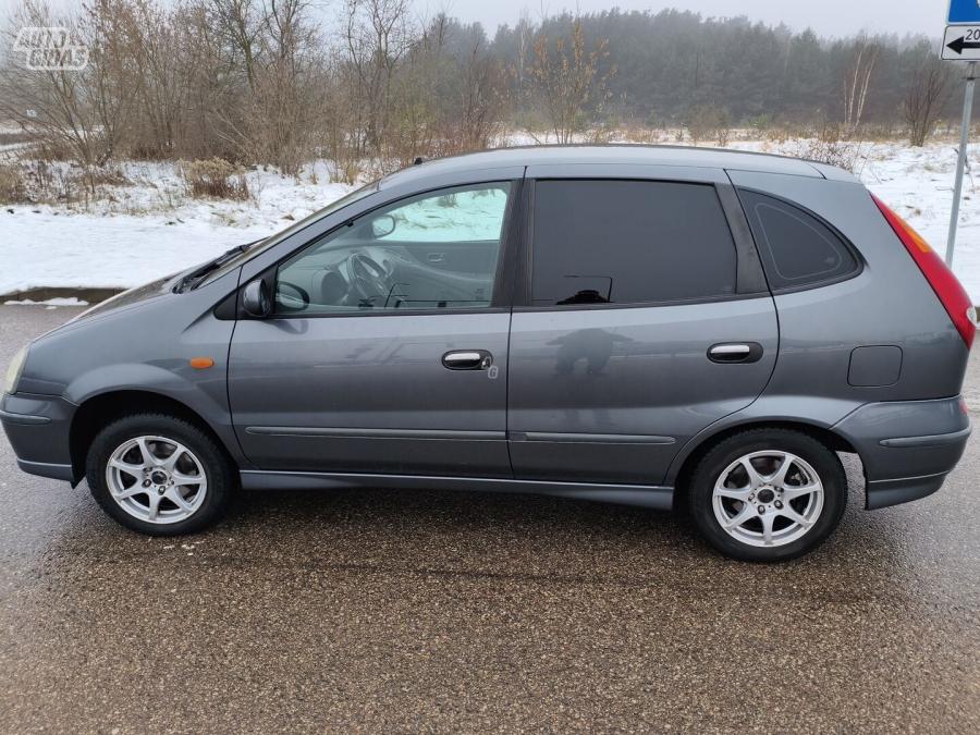 Nissan Almera Tino 2005 in Vilnius, with an engine capacity of 1.80 L and mileage of 135 thousand km for 950 €, photo 3 on AUTOMOTO.COM.LV