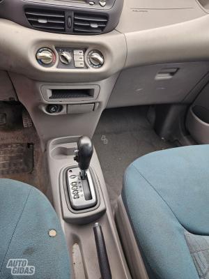 Nissan Almera Tino 2000 Kauņa, ar dzinēja tilpumu 2.00 L un nobraukumu 170 tūkst. km par 590 €, foto 6 vietnē AUTOMOTO.COM.LV