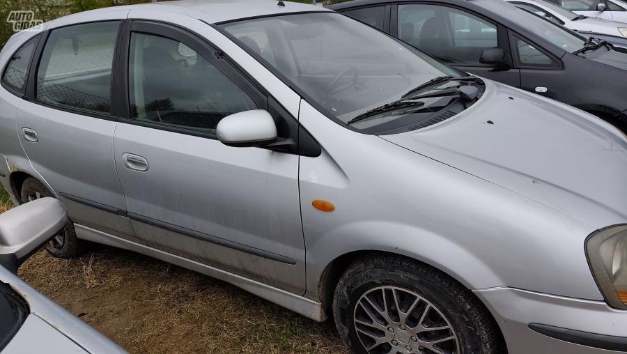 Nissan Almera Tino 2001 in Marijampole, with an engine capacity of 2.20 L and mileage of 400 thousand km for 250 €, photo 3 on AUTOMOTO.COM.LV