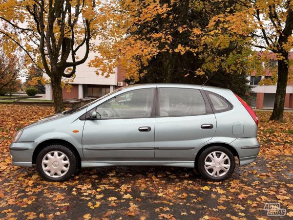 Nissan Almera Tino 2001 Alīta vietnē Nissan Almera Tino 2001 Alīta, ar dzinēja tilpumu 2.00 L un nobraukumu 148 tūkst. km par 1250 €, foto 5 vietnē AUTOMOTO.COM.LV