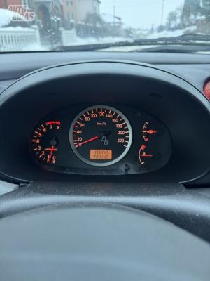 Nissan Almera Tino 2003 Šauļi, ar dzinēja tilpumu 1.80 L un nobraukumu 250 tūkst. km par 870 €, foto 8 vietnē AUTOMOTO.COM.LV