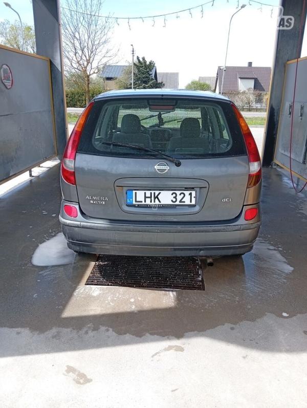 Nissan Almera Tino 2003 in Vilnius, with an engine capacity of 2.20 L and mileage of 299 thousand km for 450 €, photo 2 on AUTOMOTO.COM.LV