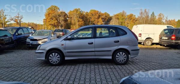 Nissan Almera Tino 2003 in Valmiera, with an engine capacity of 2.20 L and mileage of 337 thousand km for 1250 €, photo 5 on AUTOMOTO.COM.LV