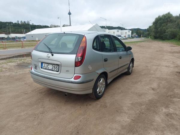 Nissan Almera Tino 2005 in Vilnius, with an engine capacity of 2.20 L and mileage of 259 thousand km for 700 €, photo 3 on AUTOMOTO.COM.LV