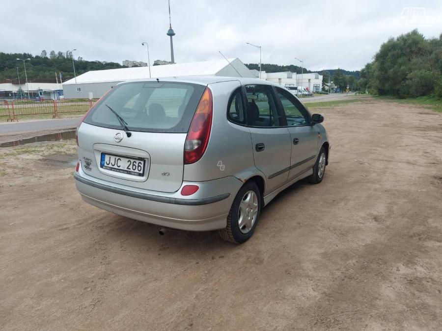 Nissan Almera Tino 2005 in Vilnius, with an engine capacity of 2.20 L and mileage of 259 thousand km for 700 €, photo 3 on AUTOMOTO.COM.LV