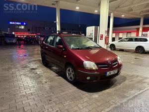 Sarkans Nissan Almera Tino 2003 Liepāja, ar dzinēja tilpumu 2.20 L un nobraukumu 298 tūkst. km par 550 €, foto 2 vietnē AUTOMOTO.COM.LV