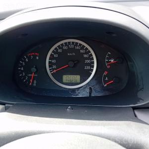 Red Nissan Almera Tino 2003 in Riga, with an engine capacity of 1.80 L and mileage of 253 thousand km for 1350 €, photo 8 on AUTOMOTO.COM.LV