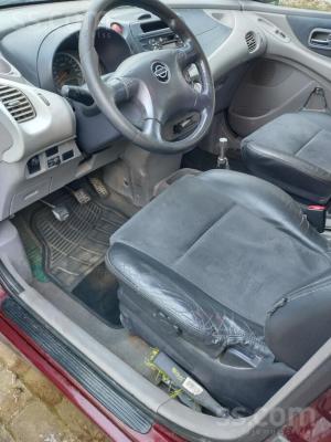 Red Nissan Almera Tino 2003 in Ogre, with an engine capacity of 2.20 L and mileage of 377 thousand km for 1100 €, photo 6 on AUTOMOTO.COM.LV