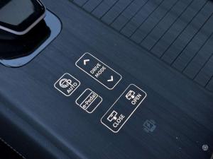 Pelēks Nissan Ariya 2022 Rīga, ar dzinēja tilpumu 0.00 L un nobraukumu 59 tūkst. km par 34900 €, foto 20 vietnē AUTOMOTO.COM.LV