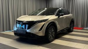 Pelēks Nissan Ariya 2023 Mārupe, ar dzinēja tilpumu 0.00 L un nobraukumu 75 tūkst. km par 36800 €, foto  vietnē AUTOMOTO.COM.LV
