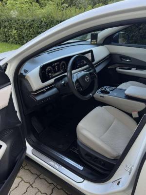 Balts Nissan Ariya 2024 Kėdainiai, ar dzinēja tilpumu 0.00 L un nobraukumu 45 tūkst. km par 29645 €, foto 12 vietnē AUTOMOTO.COM.LV