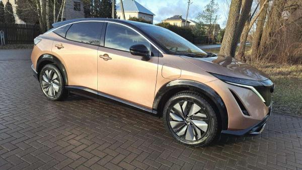 Yellow Nissan Ariya 2023 in Siauliai, with an engine capacity of 0.00 L and mileage of 50 thousand km for 36000 €, photo 5 on AUTOMOTO.COM.LV
