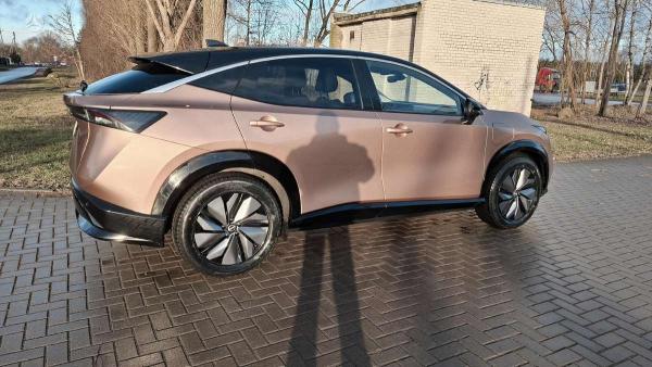Yellow Nissan Ariya 2023 in Siauliai, with an engine capacity of 0.00 L and mileage of 50 thousand km for 36000 €, photo 10 on AUTOMOTO.COM.LV