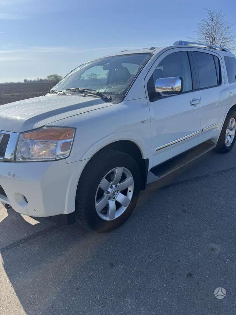 White Nissan Armada 2013 in Marijampole, with an engine capacity of 5.55 L and mileage of 140 thousand km for 12800 €, photo 1 on AUTOMOTO.COM.LV