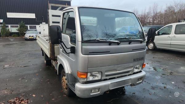 Grey Nissan Cabstar 2001 in Kaunas, with an engine capacity of 2.95 L and mileage of 176 thousand km for 2900 €, photo 1 on AUTOMOTO.COM.LV