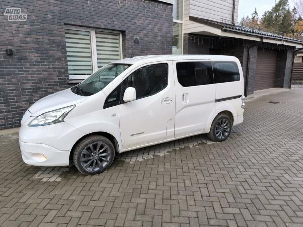 Nissan e-NV200 2018 Viļņa, ar dzinēja tilpumu 0.00 L un nobraukumu 115 tūkst. km par 12600 €, foto 2 vietnē AUTOMOTO.COM.LV