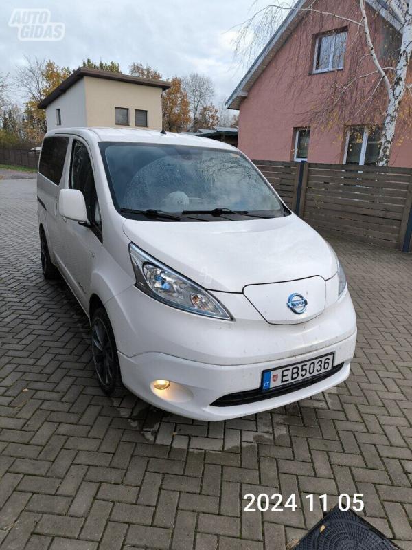 Nissan e-NV200 2018 Viļņa, ar dzinēja tilpumu 0.00 L un nobraukumu 115 tūkst. km par 12600 €, foto 4 vietnē AUTOMOTO.COM.LV