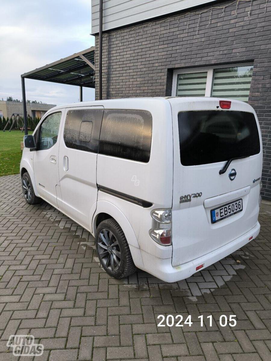 Nissan e-NV200 2018 Viļņa, ar dzinēja tilpumu 0.00 L un nobraukumu 115 tūkst. km par 12600 €, foto 6 vietnē AUTOMOTO.COM.LV