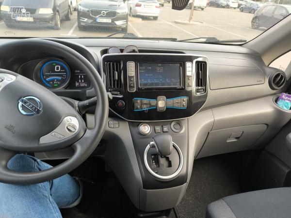 Nissan e-NV200 2018 Viļņa, ar dzinēja tilpumu 0.00 L un nobraukumu 115 tūkst. km par 12600 €, foto 8 vietnē AUTOMOTO.COM.LV