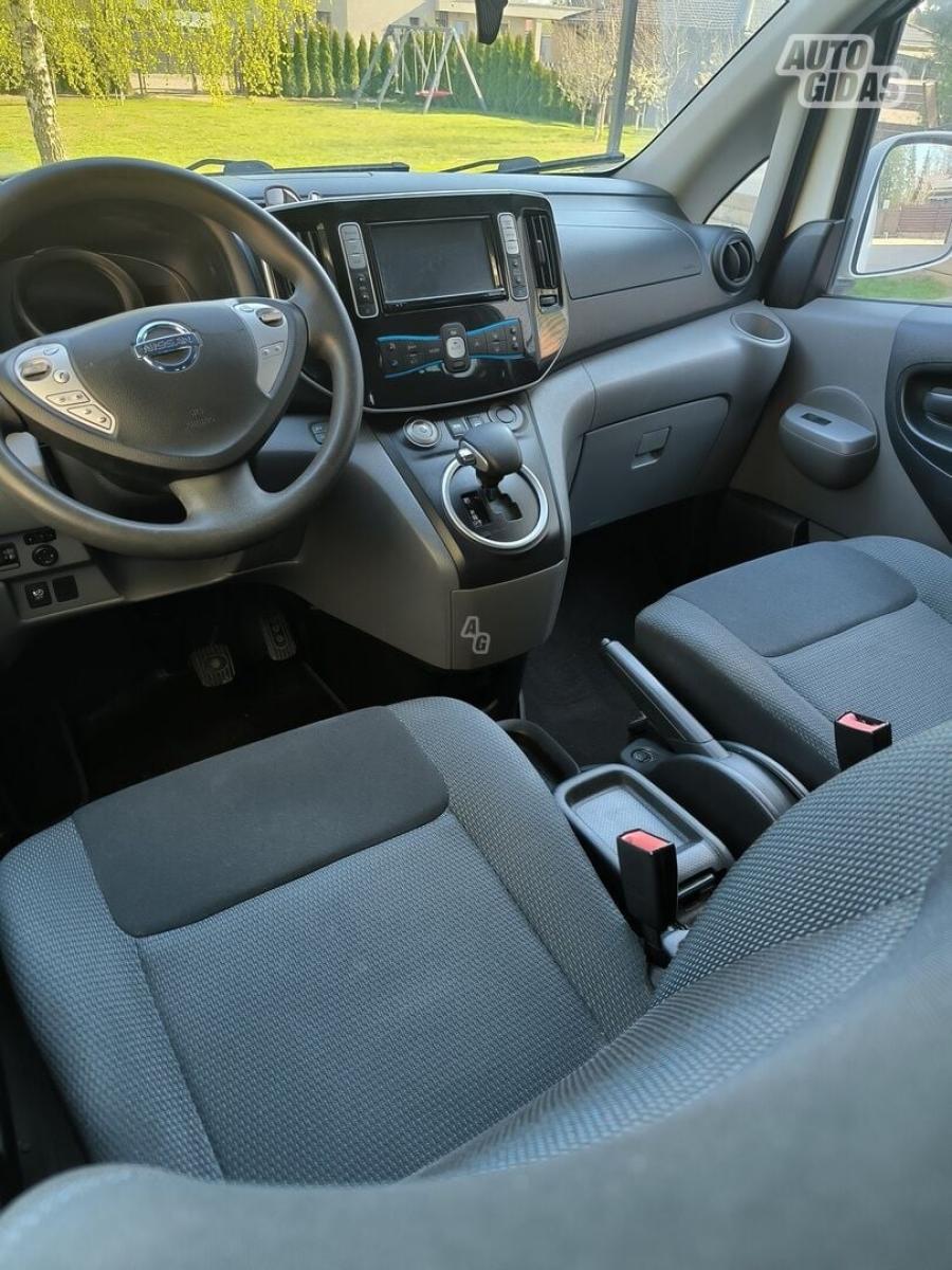 Nissan e-NV200 2018 Viļņa, ar dzinēja tilpumu 0.00 L un nobraukumu 115 tūkst. km par 12600 €, foto 10 vietnē AUTOMOTO.COM.LV