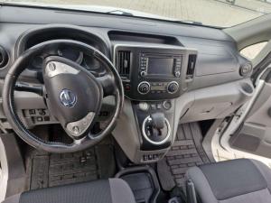 Белый Ниссан e-NV200 2015 в Паланга, объемом двигателя 0.00 л и пробегом 117 тыс. км за 7950 €, фото 14 на AUTOMOTO.COM.LV