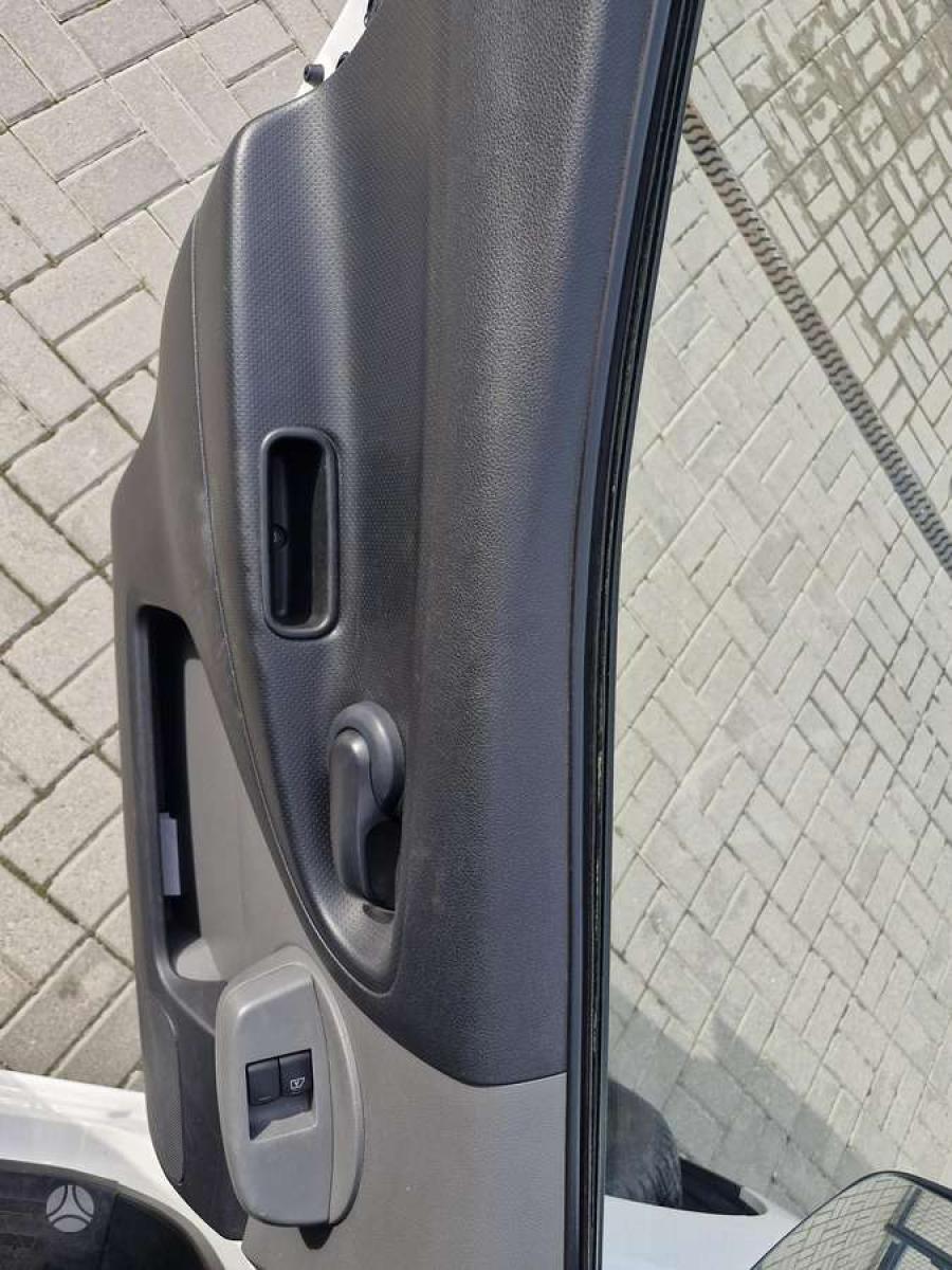 Белый Ниссан e-NV200 2015 в Паланга, объемом двигателя 0.00 л и пробегом 117 тыс. км за 7950 €, фото 22 на AUTOMOTO.COM.LV