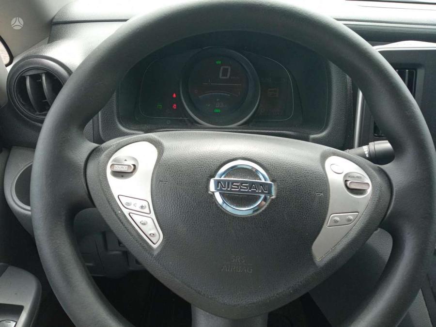 Balts Nissan e-NV200 2015 Panevēža, ar dzinēja tilpumu 0.00 L un nobraukumu 145 tūkst. km par 5600 €, foto 24 vietnē AUTOMOTO.COM.LV