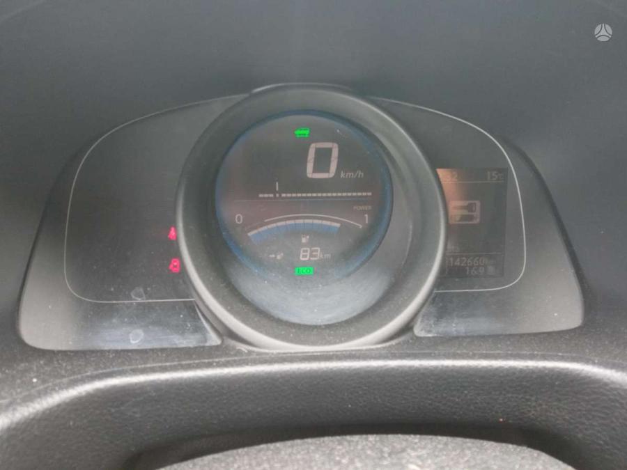 Balts Nissan e-NV200 2015 Panevēža, ar dzinēja tilpumu 0.00 L un nobraukumu 145 tūkst. km par 5600 €, foto 25 vietnē AUTOMOTO.COM.LV
