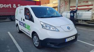 Balts Nissan e-NV200 2016 Viļņa, ar dzinēja tilpumu 0.00 L un nobraukumu 99 tūkst. km par 5900 €, foto 2 vietnē AUTOMOTO.COM.LV