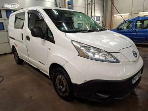 White Nissan e-NV200 2017 in Utena, with an engine capacity of 0.00 L and mileage of 98 thousand km for 2700 €, photo 3 on AUTOMOTO.COM.LV